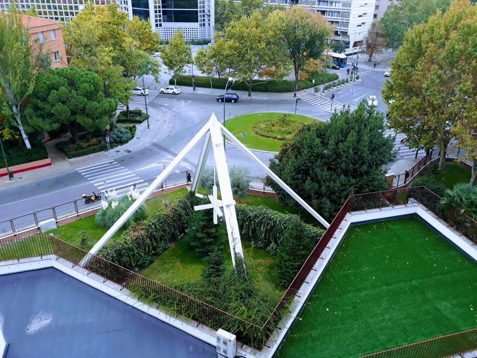 Ponte en contacto con el Mara - Tu Colegio Mayor en Madrid