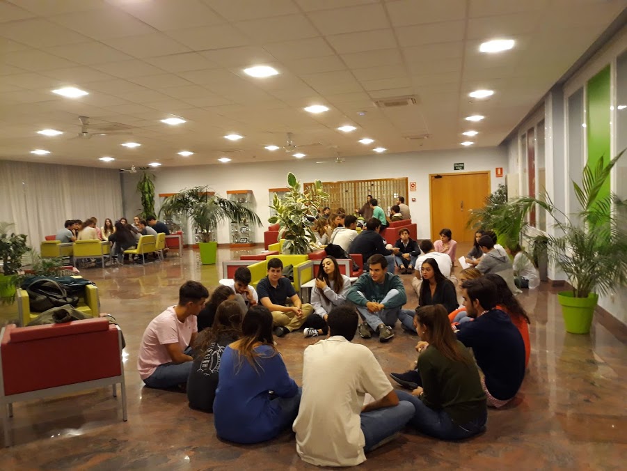 Grupo de fe y vida CM Alcalá - CM Mara - Pobreza y Libertad de expresión